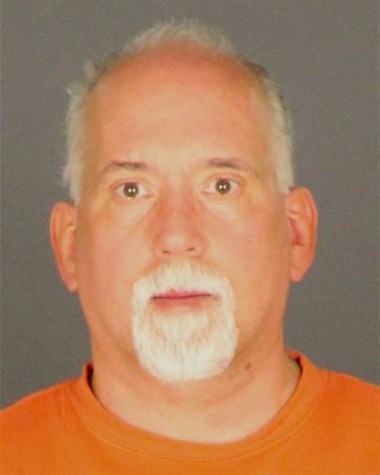 Former school superintendent accused of robbing two banks in two days